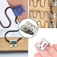 China 4 Hole and 5 Hole Half Plastic Covered Sofa Spring Clip for Zigzag Spring Furniture Hardware for sale