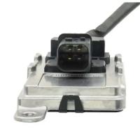 China 24V Nitrogen Oxygen Nox Sensor For Cummins OEM  A063W651 5594608 for sale