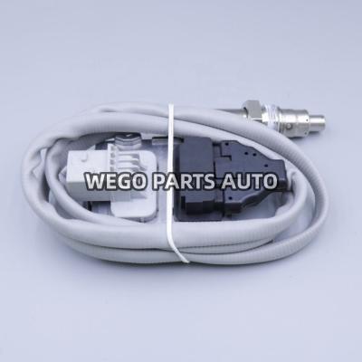 China A0111537628 SNS3077 SCR Nox Sensor Nitrogen Oxygen Sensor For Mercedes Benz  Truck for sale