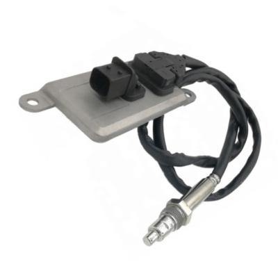 China OEM 2296801 5WK96695C Nitrogen Oxide Nox Sensor For Euro Truck Omnicity for sale