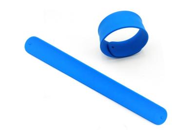 China Blue Appearance Custom Silicone Slap Bands Debossed / Embossed Logos In Fundraiser for sale