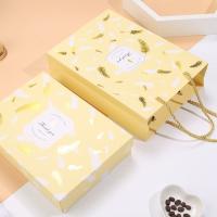 China Custom Transparent Flower Bouquet Packaging Bag Kraft Paper 30x40cm Recycled Material Gift Wrap for sale