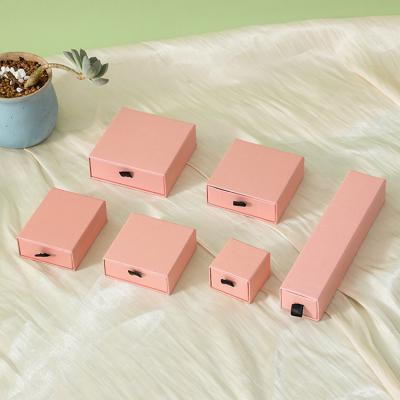 China Custom Logo Paper Jewelry Box for Women Travel Storage 5x5x3.5cm for sale