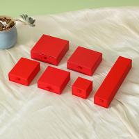 China Custom Logo Paper Jewelry Box for Women Travel Storage 5x5x3.5cm for sale