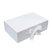 China Custom 500ml Magnetic Gift Box with Varnishing and Paper Tray for Food Packaging for sale