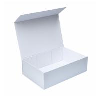 China Custom 500ml Magnetic Gift Box with Varnishing and Paper Tray for Food Packaging for sale