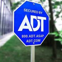 China Custom Aluminum CCTV Warning Sign 30x30cm No Rust Green ADT Sign Light from Toowin for sale