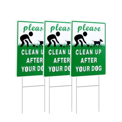 China Custom Reflective Dog Yard Sign 10x20 Inch PVC Outdoor Poster Long Life Span 5-7 Years for sale