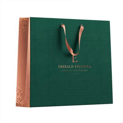 China Custom Kraft Paper Shopping Bags for Cosmetics Store Eco Friendly Durable 30x20x10cm for sale