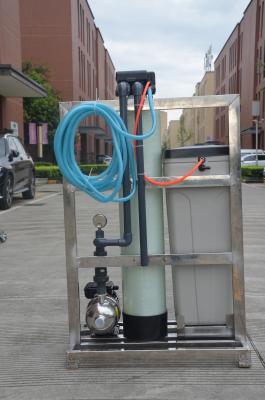 China FRP Tank Sand Carbon Filter Water Softener System Manual / Automatic Control for sale