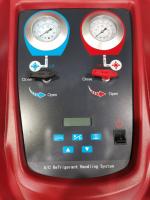 China 60Hz 250g/min 7200L/ Hour Automotive Refrigerant Recovery Machine for sale