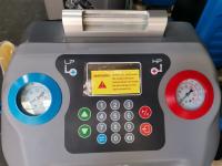 China Electronic Scale Recharge AC Refrigerant Recovery Machine Big Visual Window for sale