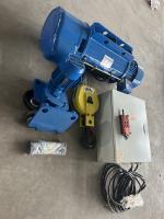 China 5T 9M Single Girder Electric Wire Rope Hoist with 20m/min Travel Speed and 8m/min Lifting Capacity for sale