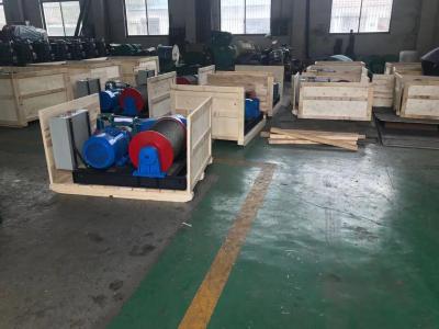 China 30 Ton Construction Electric Wire Rope Winch Machine Large Capacity for sale