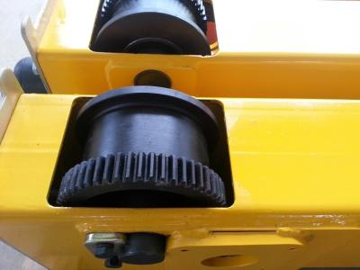 China Overhead Top Running Single Girder Crane End Carriage GL Series 50t 20t for sale