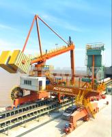 China Mobile Cement Ship Unloader Move In Different Docks Strong Maneuverability for sale