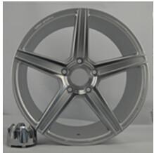 China 4 / 5 / 8 Hole 17 Inch Alloy Wheels Lightweight With 33 ET for sale