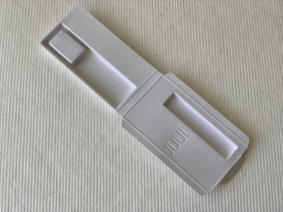 China 0.7mm Biodegradable Compostable Molded Pulp Tray - Wet Pressed Packaging with 90-Day Degradation for sale