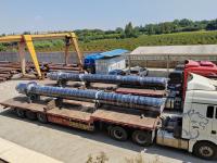 China Black Colour L-HM46 Medium Casting Cylinder With Anti Rotation Capability for sale