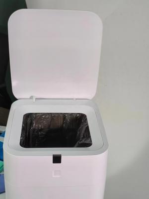 China PETKIT Compatible Trash Bag Refill Rings 9L 12L 28L 35L Leak Proof Self Sealing Cat Litter Bags for sale