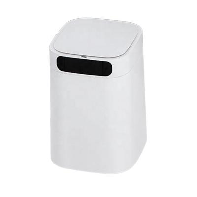 China Smart Self-Sealing Trash Can Bags 4.5-8m Length Options with Biodegradable Materials for Automatic Sensor Bins for sale