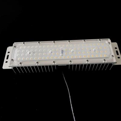 China 50W LED Street Light Module with 160lm/W Efficacy, SMD 3030 LEDs, 252x70mm PC Lens for Outdoor Lighting for sale