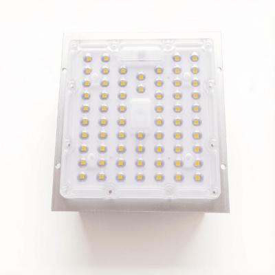 China 90 Degree Square 3030 LED Lens Module 64 LED Optical PC Lens Aluminum PCB 130x130mm for sale