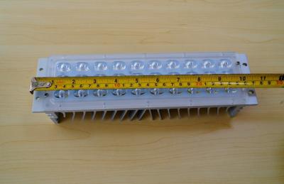China 30W LED Reflector Lens Array SUN-L70X140ED816 for Street Lighting with 91% Transmittance and 256x78.6mm Size for sale