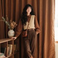 China Thin Casual Shirt Fabric 88GSM Cotton Nylon Blend Fabric Breathable For Both Workwear And Everyday Wear for sale
