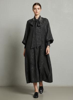China Spring/Summer 100% Polyester Tassel Jacquard Fabric with 142cm Width and 196G/M² Weight for Shirts and Dresses for sale