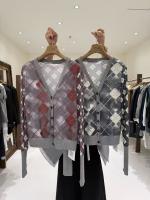 China Fashionable Plaid Print Knit Cardigan with High-Quality 97% Polyester 3% Spandex Blended Material for sale