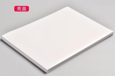 China 90g Inkjet Glossy Photo Paper with Adhesive Backing and White Glassine Liner - 90g/m² Facestock, 0.055mm Thickness for sale