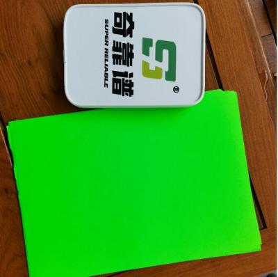 China WGA4 Fluorescent Green Paper Water Glue Label 80gsm with White Glassine Liner 60gsm for sale
