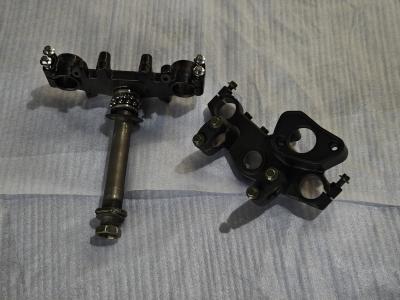 China Motorcycle Upper And Lower Triple Clamp for Off Road Motocross Chopper CUB Aftermarket for sale