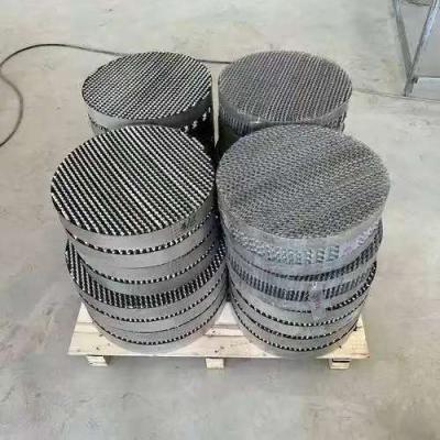 China Reinforced Edge Design Metal Filter Mesh Deep Processing Conveyor Belts for sale