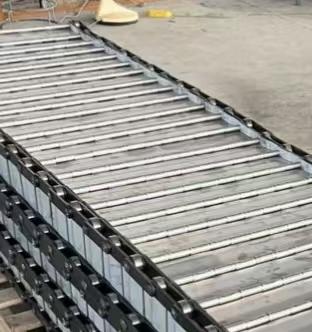 China Precision Metal Conveyor Belt Woven Wire Belt Withstands Thousand Degree High Temperature Treatment for sale