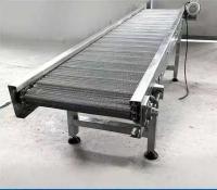 China Precise Mesh Aperture Steel Wire Conveyor Belt Enables Efficient Screening And Sizing for sale