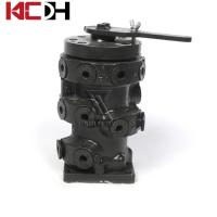 China Komatsu excavator parts reversing valve PC60-300 central rotary joint assembly for sale