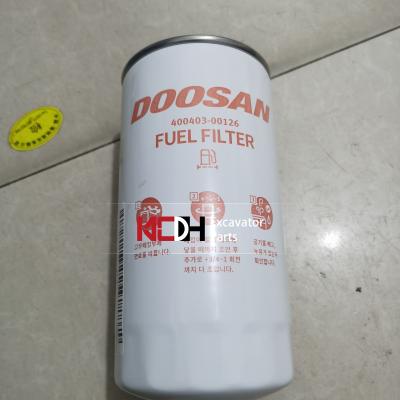 China DOOSAN Excavator 40040300126 EFI Fuel Filter Element 400403-00126 P550881 for sale