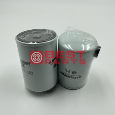 China Excavator Engine Parts Fuel Filter Element R225-7/215-7 11e1-70010 For Hyundai for sale