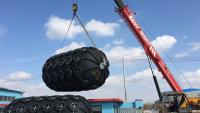 China 1700X3000MM Chain Tyre 80Kpa Pneumatic Rubber Fender for sale