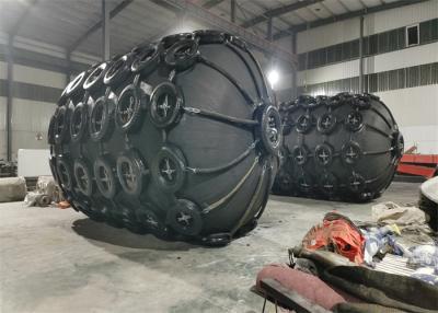 China ISO17357 Standard 3.3*6.5M 50Kpa Black Pneumatic Rubber Fender For Sale for sale