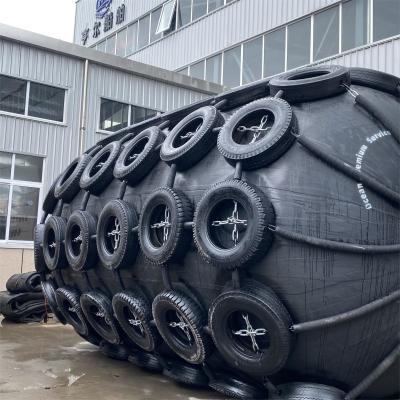 China Customized Pneumatic Rubber Fender with ISO17357 Compliance and 24 Months Shelf Life for Ship-to-Ship Applications for sale