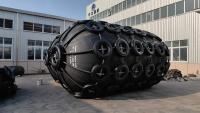 China Pneumatic Sling And Net Type Marine Rubber Fender for sale