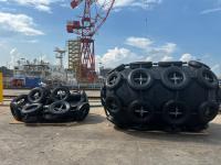 China Premium Yokohama Design Rubber Dock Fender for sale