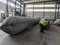 China Good Quality Ship Launching Airbags With Inflatable Design for sale