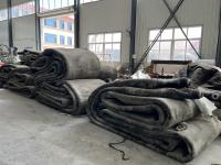 China Smooth Safe Vessel Launching Marine Airbag With Nylon Rubber Inner Material Length 5m-24m for sale