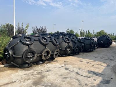 China 60% Deflection Floating Pneumatic Rubber Fenders 80Kpa Initial Pressure for sale