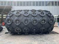 China 0.05MPa/ 0.08MPa Marine Rubber Fender with Excellent Shock Absorption Capacity and Sling Type for sale