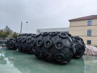 China Black Rubber pneumatic marine fender For Collision Protection for sale